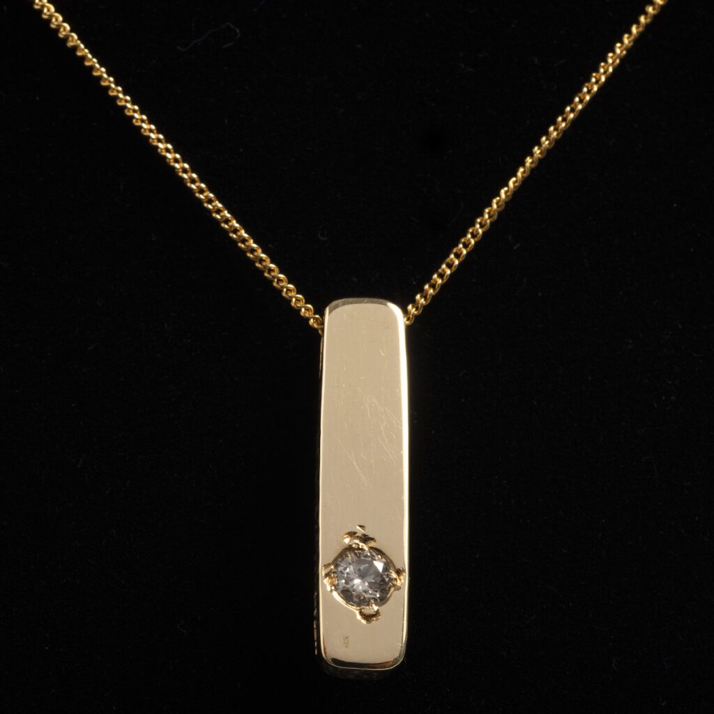 Diamond Bar Pendant Chain | Vintage And Prestige