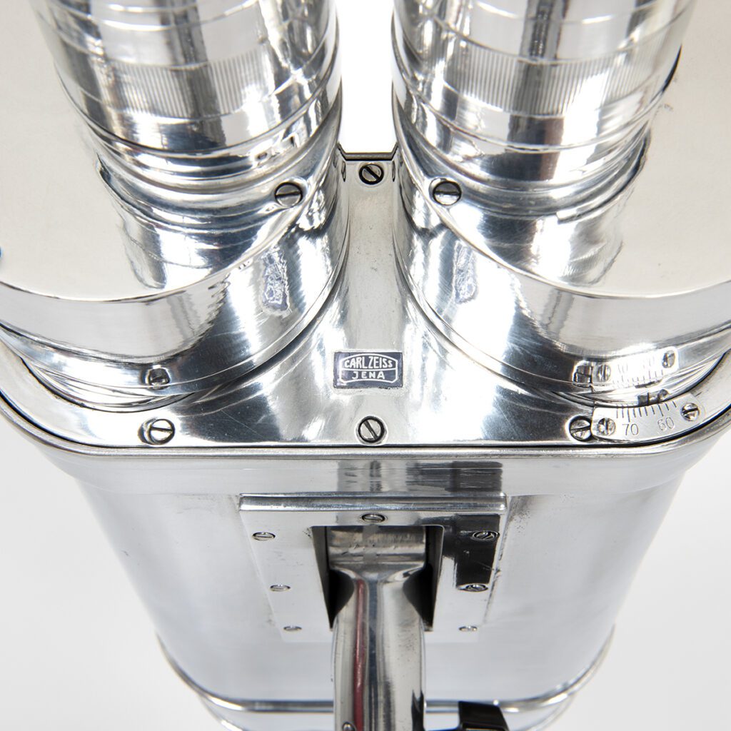 Zeiss WW2 era German Binoculars 20-40 x 80 | Vintage And Prestige